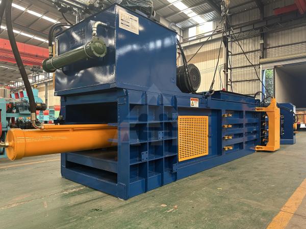 Quality Advantageous Horizontal Baler Machine for Garbage Waste Plastic Cans Bottles for sale