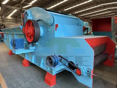 China Kraftvoller Holzspalter für Abfälle aus Biomasse mit einer Standardauslastung von 95% 1-3 t/h zu verkaufen