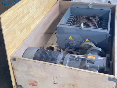 China Spare Parts Type Shredder Knife Box for Double Blades Industrial Scrap Metal Shredder for sale