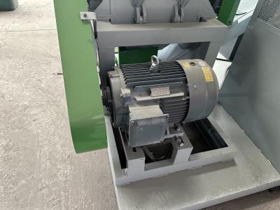 China Copper Cable Wire Granulator Copper Rice Machine Wire Recycle Machine with Wire Strippers for sale