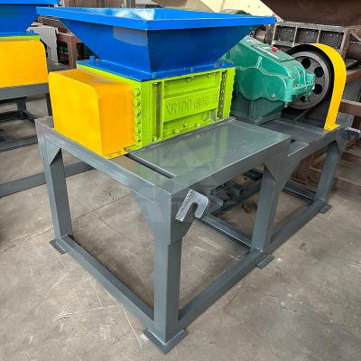China Hydraulische kleine dubbele schacht shredder voor plastic mini metaal karton 5000KG gewicht Te koop