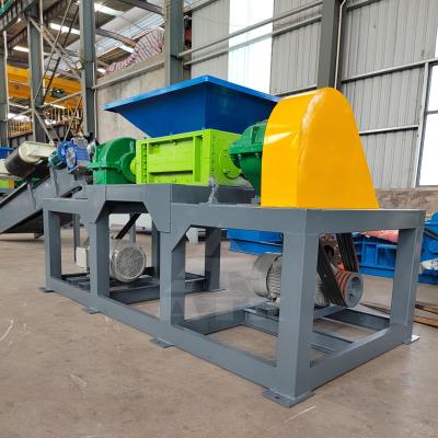 Cina 200-2200mm Dimensione di ingresso Trinciatore automatico a doppio albero per plastica e rottami metallici in vendita