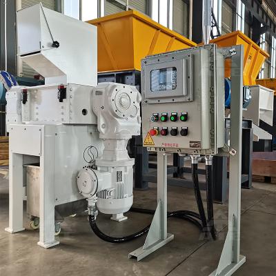 中国 プラスチックと家用メタルシートのための多機能四軸スレッダー機 販売のため