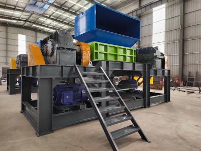 Cina Rompitore a doppio albero metallico per rottami pesanti rifiuti di plastica Prodotto finale 1-10 Cm Output in vendita
