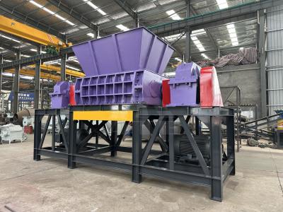 China Máquina de trituração de plástico de barril de borracha à venda