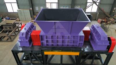 China Multifunktioneel 2000 Aluminium blikken Metalen schroot Keukenafval Plastic karton gegolfde versnipper Te koop