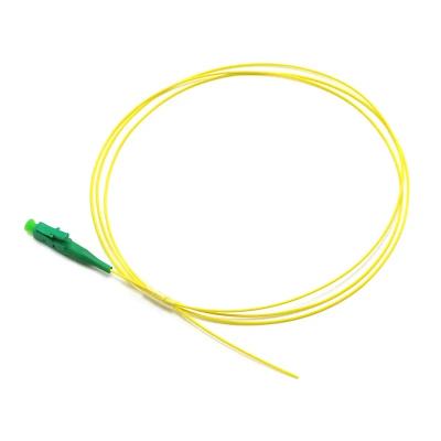 China Fiber Jumper Fiber Optic Pigtails SC/APC G652D Single Mode LSZH 1M Simplex 2.0mm Fiber Optic Pigtails for sale