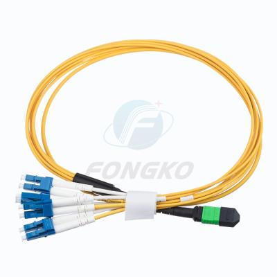 China 8 núcleo Singlemode MPO APC (fêmea) ao cabo de remendo frente e verso da fibra ótica do chicote de fios do LC UPC for sale