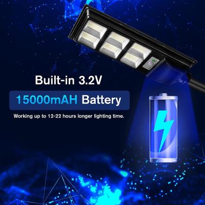 Cina Un'iluminazione pubblica solare da 120 watt per resistenza bianca IP65 dell'inondazione di luce del giorno all'aperto 5000K impermeabile in vendita