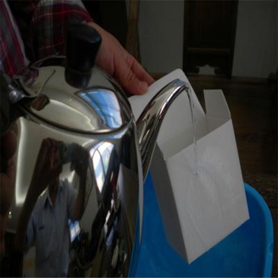 Cina Carbonato di calcio 80% carta materiale di pietra RBD300um 20% HDPE ricco di cartone minerale carta per borse in vendita