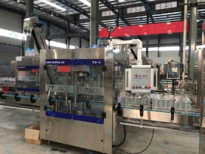 Cina cappuccio 4000bph che stringe la bottiglia di vetro della macchina, tappatrice rotatoria 3000bph in vendita