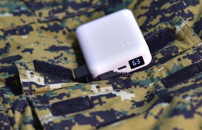 Cina Giubbotto USB da uomo per attività invernali in vendita