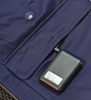 Cina Vesti di raffreddamento con colletto in V e maglia resistente all'usura in vendita