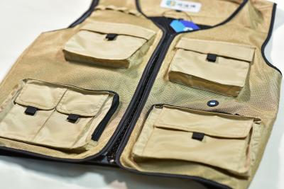 China Zipper sluiting watercyclus koel vest voor regelmatige lengte buiten fotografie werk Te koop