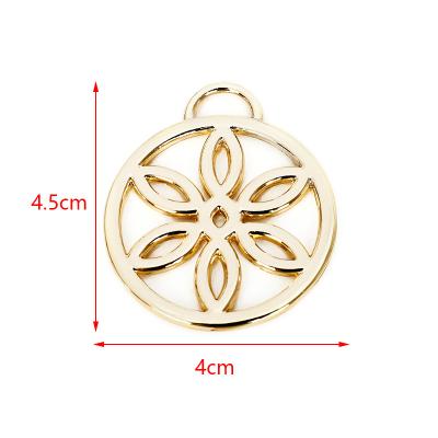Cina Hardware circolare della decorazione della borsa della geometria del fiore DIY del pendente dell'oro leggero in vendita
