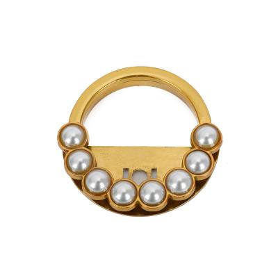China Ouro Ring Shape Metal Handbag Lock com hardware da bolsa da pérola à venda
