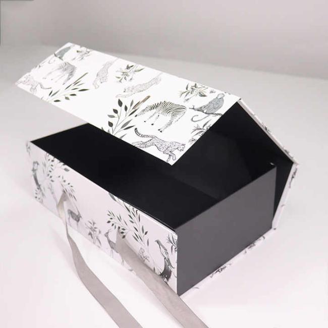 Animal Printing Yoga Clothes Packaging Box Cardboard Magnet Folding Boxes Gift Box With Ribbon For Valentine Luxury