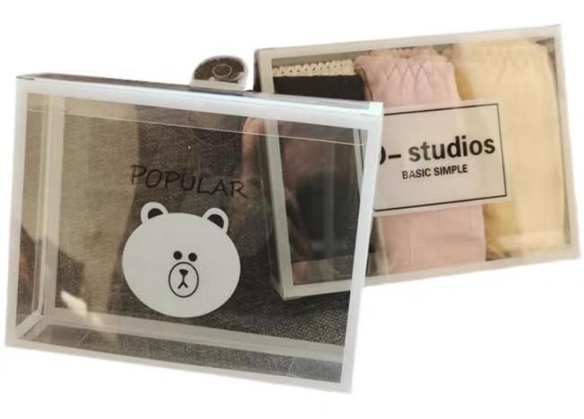 Window color box packaging example