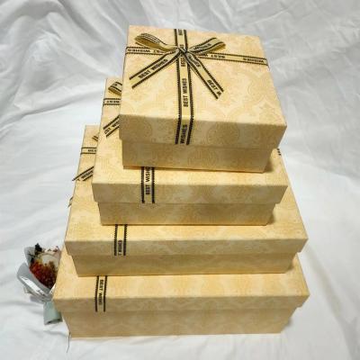 China High Grade Gift Box With Lid And Champagne Color For Valentine'S Day And Mother'S Day With Customized Logo for sale