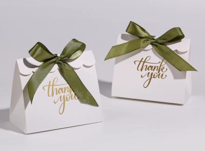 China Dark Green Gold Foil Paper Favor Boxes Wedding Candy Gift Bags For Party Birthday And Thank You Gifts for sale