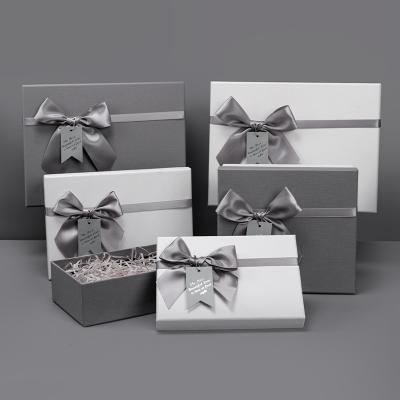 Cina Scatola per imballaggi cosmetici Scatola regalo grigio Scatola regalo souvenir Scatola regalo Tanabata Scatola regalo all'ingrosso in vendita