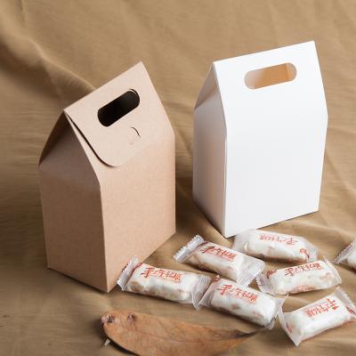 China Reusable Portable Kraft Paper Bag Macaron Cake Box Simple Flip Cover Packaging Biscuit Bag for sale