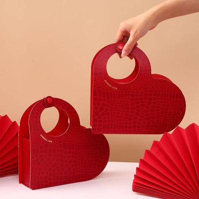 China Gift Box Valentine'S Day Heart-Shaped Gift Box Portable Wedding Souvenir Packaging Box Gift Box for sale