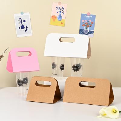 China Kraft Paper Portable Cup Holder Custom Takeaway Cup Holder Coffee Thickened Cup Holder Custom Made Kraft Paper Cup Holder for sale