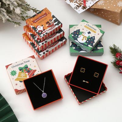 Cina Scatole regalo di gioielli natalizi Confezione squisita per collane Vigilia di Natale creativa in vendita