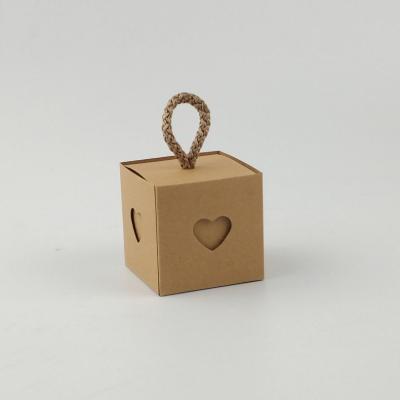 中国 カスタム正方形クラフト紙キャンディー包装箱 白クラフトオプションあり 販売のため