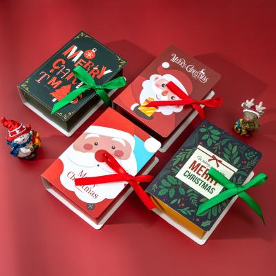 Cina Magic Book Christmas Candy Box Set Premium Santa Reni regalo confezionamento Stampaggio in foglio d'oro in vendita