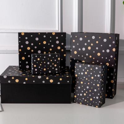 China Black Polka Dot Design Gift Box Custom New Style Heaven And Earth Cover Gift Box Holiday Gift Box for sale
