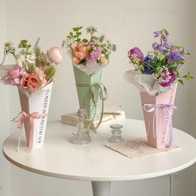 China Flowers Bloom Bouquet Box Set Teachers Day Single Rose Packaging Pink Green White Cone Design Gift Ready Presentation for sale