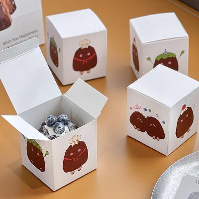 China Canelé Packaging Box Small Sized Printed Baking Takeaway Paper Box for sale