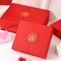 China Customizable Large Valentine's Day Gift Boxes Exquisite Packaging For Romantic Presents for sale