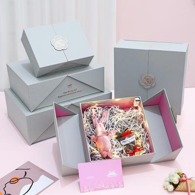 China CustomFestival Gift Boxes Versatile Packaging For Thermos Cups Perfumes Cola & Premium Presents for sale