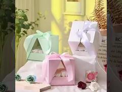 Customizable V-Shaped Transparent Gift Box for Floral Cake Display