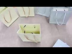 シルバー ジュエリーボックス 紙袋 ベージュ ファッション ハイエンド ギフト 包装 ハンドバッグ