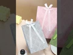 Luxury 3D Embossed Gift Bags Vintage Damask Paper Handbags With Satin Ribbons