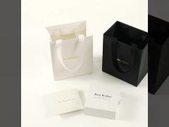 Exquisite Jewelry Packaging Bags Gift Bags High-Quality Paper Bags With Customizable Logos
