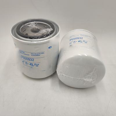 Cina Fabbricazione di carta filtrabile Filtro per olio di trattore P550880 per filtro del carburante e carta filtrabile in vendita