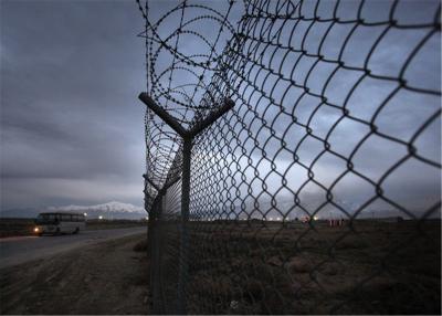 China PVC Coated Security Wire Mesh Chain Link Fence for sale