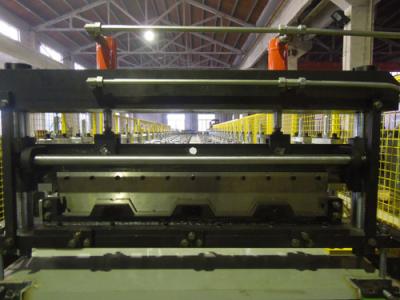 China 22KW het Broodje die van het het Metaaldek van de versnellingsbakaandrijving Machine met 5T Handuncoiler vormen Te koop