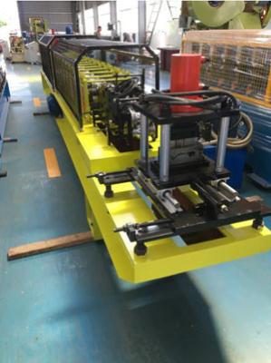 Cina Rotolo dello strato di 18 stazioni che forma il rotolo dello sportello del rullo della macchina che forma macchina in vendita