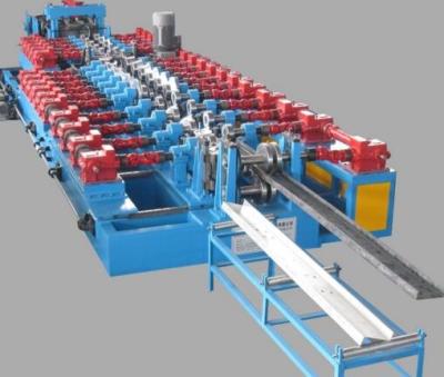 Cina rotolo d'acciaio del Purlin di 3.0mm CZ che si forma per lavorare rapidamente cambiamento a macchina in vendita