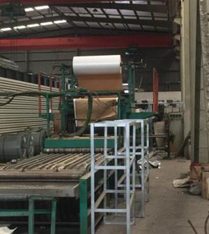 Cina Linea di produzione continua automatica del pannello a sandwich dell'unità di elaborazione del di alluminio in vendita
