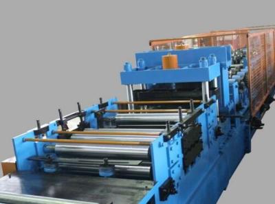 China Cr12 correa que enmarca de acero del molde C Z que forma la máquina con el corte del poste en venta