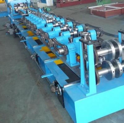 China La velocidad galvanizó el rollo de acero de la correa de C que formaba de grueso de la máquina 2 automáticos - 4 el milímetro en venta