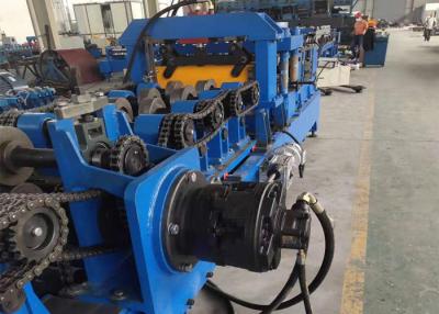 Cina Rotolo della sezione della struttura d'acciaio Z C che forma macchina con il livellamento della perforazione idraulica in vendita