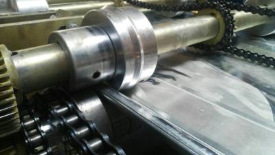 Cina Rotolo d'acciaio del perno di 62 forgie che forma la linea di produzione della portata della macchina 12m/min in vendita